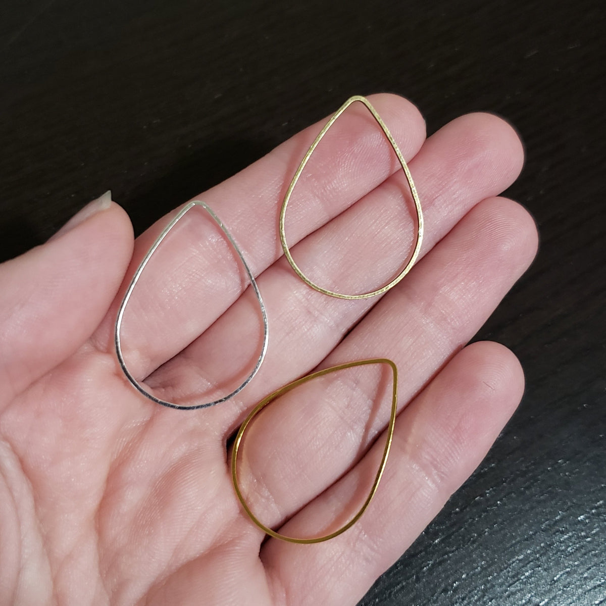 Large Teardrop Stitch Markers - Pack of 10 – Perfectly Knotted